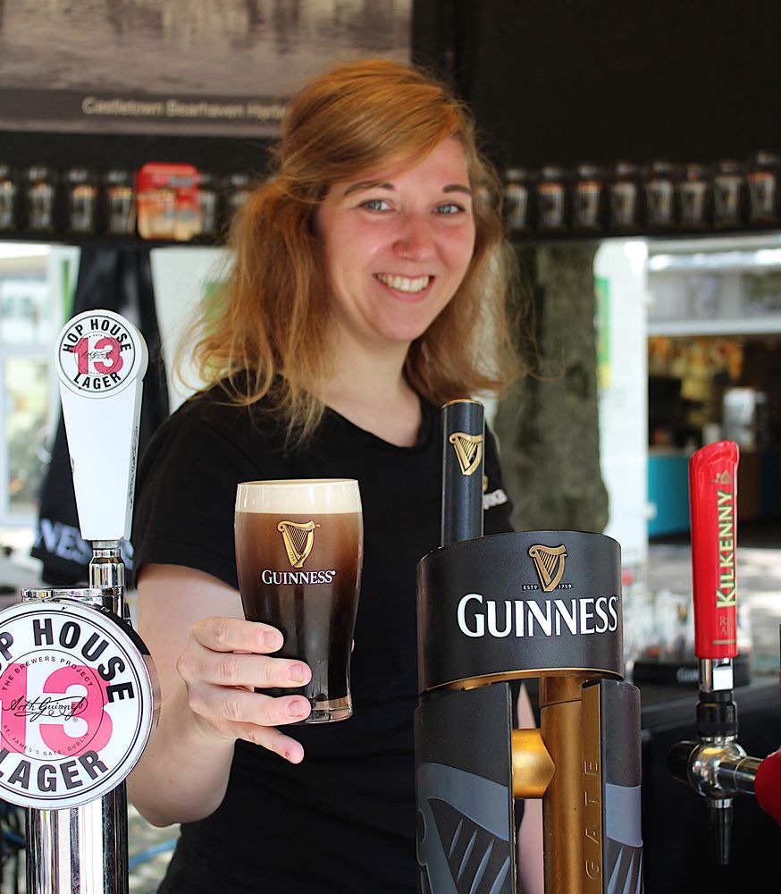 Einfach mal Prost Foto & Bild | menschen, portrait, streetfotografie ...