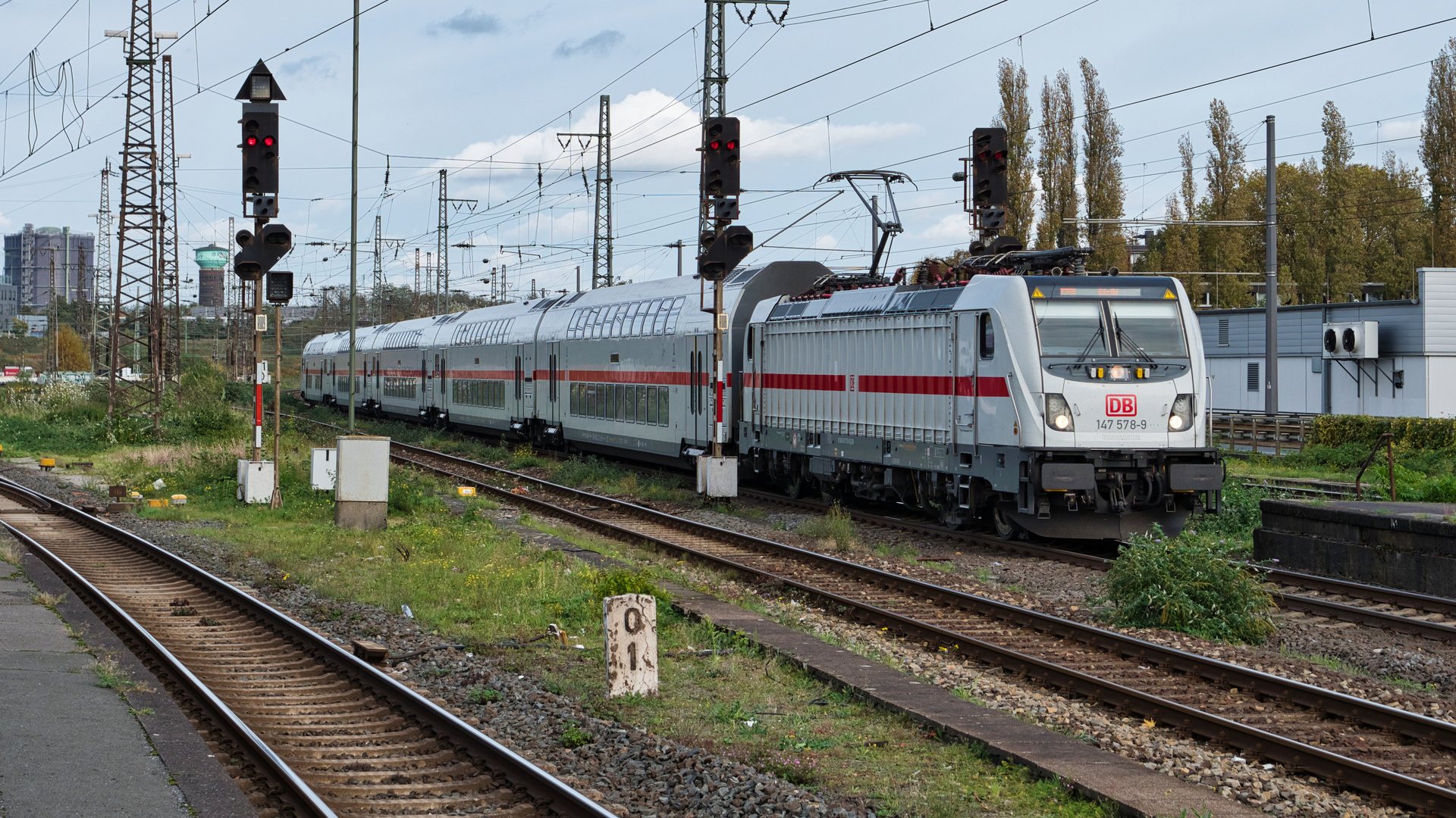 Einfahrt IC 2201 Foto & Bild | schienen, loks, eisenbahn Bilder auf fotocommunity