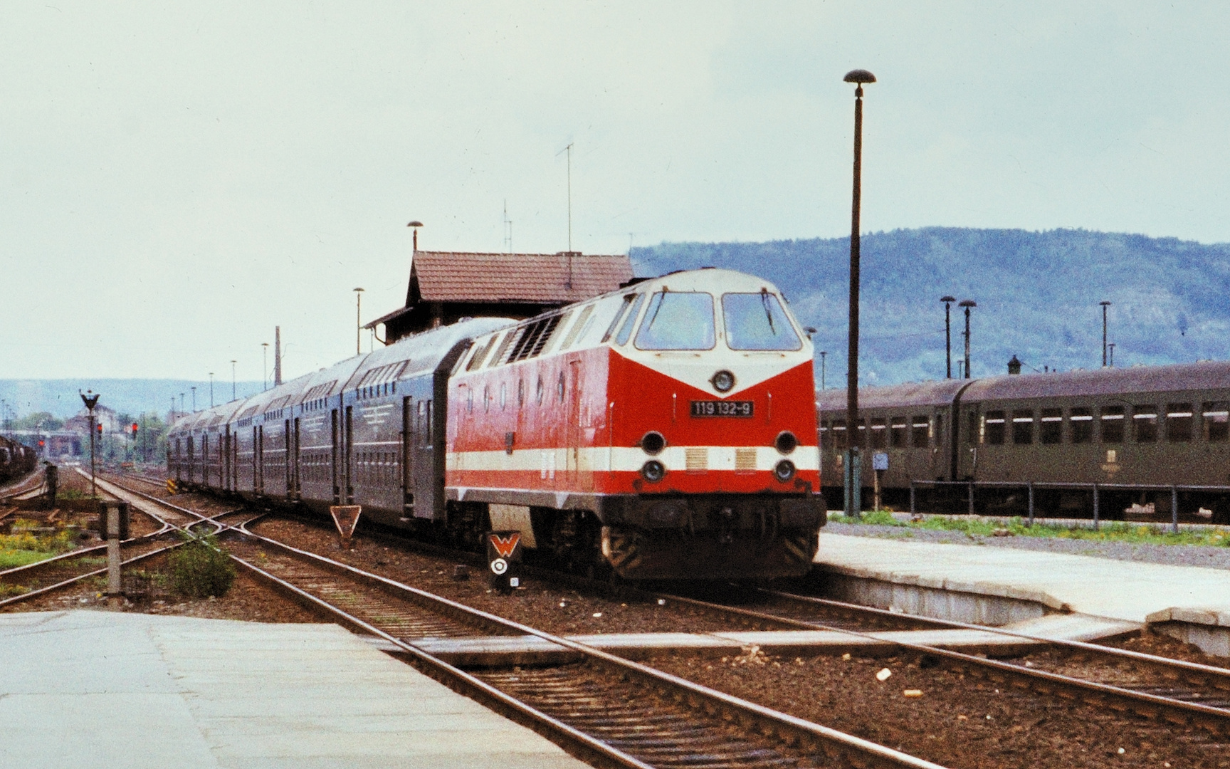 Einfahrt in den Bahnhof ... Foto & Bild | historische eisenbahnen, dr ...