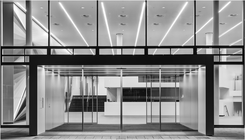 Eingang (IX) Foto & Bild | fotokunst, monochrome fine art, eingänge ...