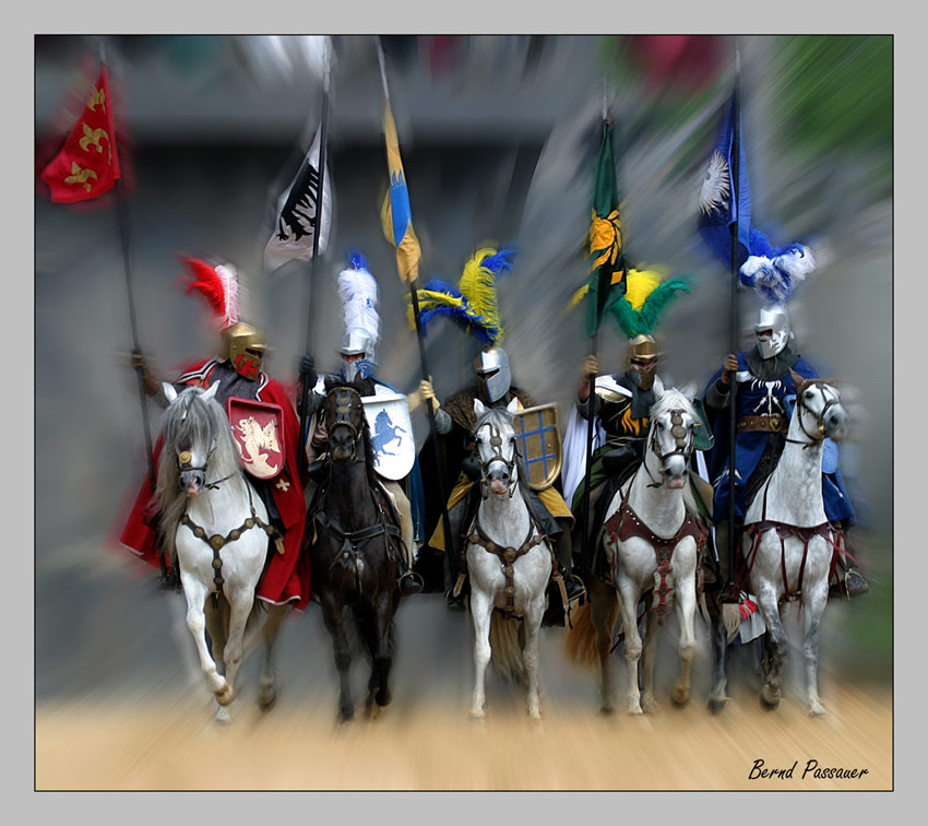 Einzug der Ritter Foto & Bild | kunstfotografie & kultur, ritterspiele ...