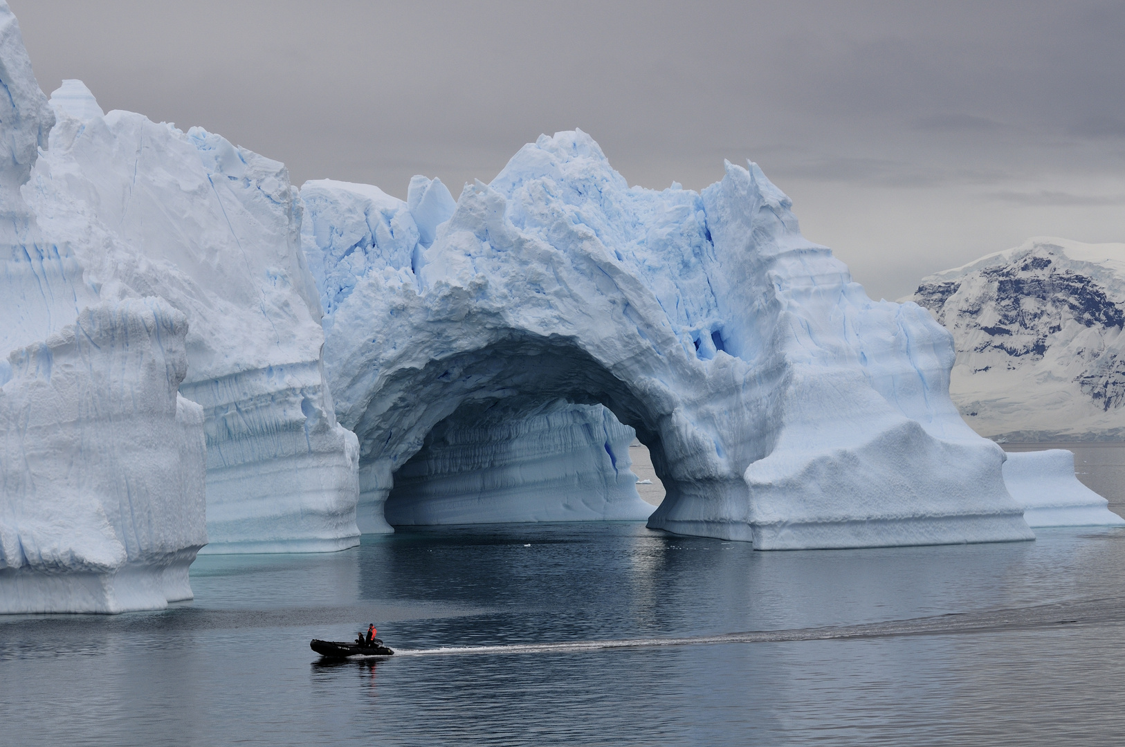 Eisberg Erkundung Foto & Bild | world, antarctica, erkundung Bilder auf ...