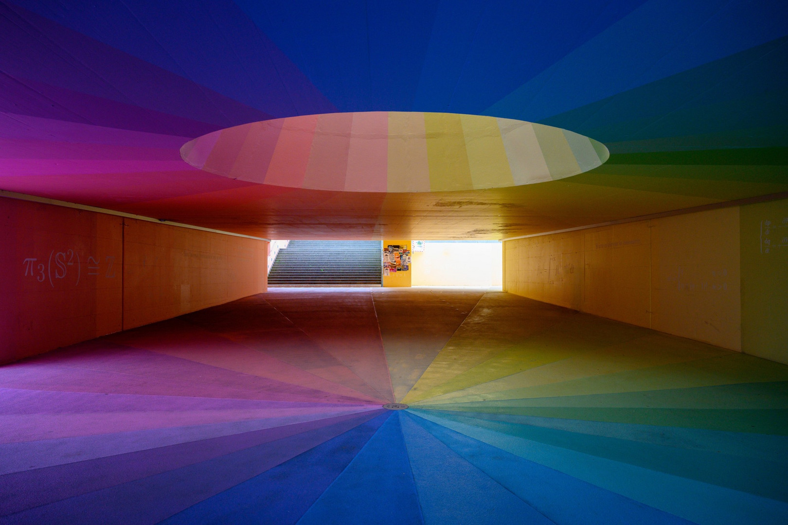 Eisenbahnunterführung an der EPFL Uni in Lausanne Foto & Bild | world ...