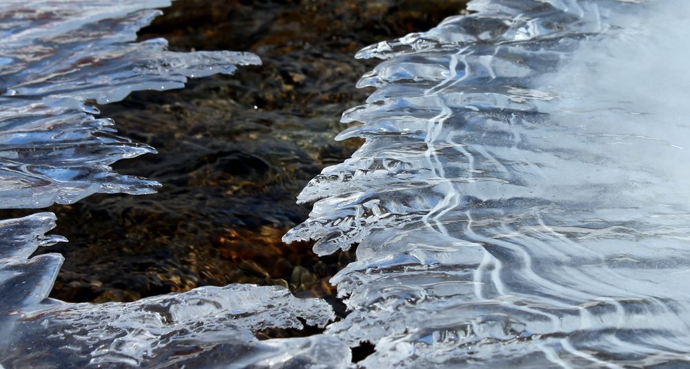 EisWasser - Bild & Foto von NiCii.J. aus Wasser - Fotografie (32523700 ...