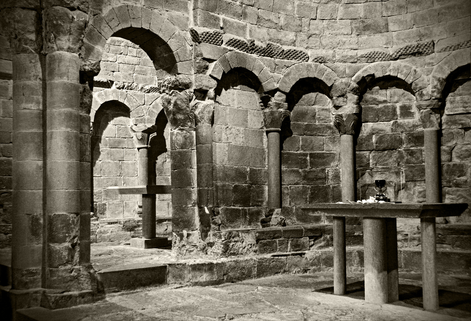 El Santo Grial Imagen & Foto | arquitectura, edificios, templos Fotos ...