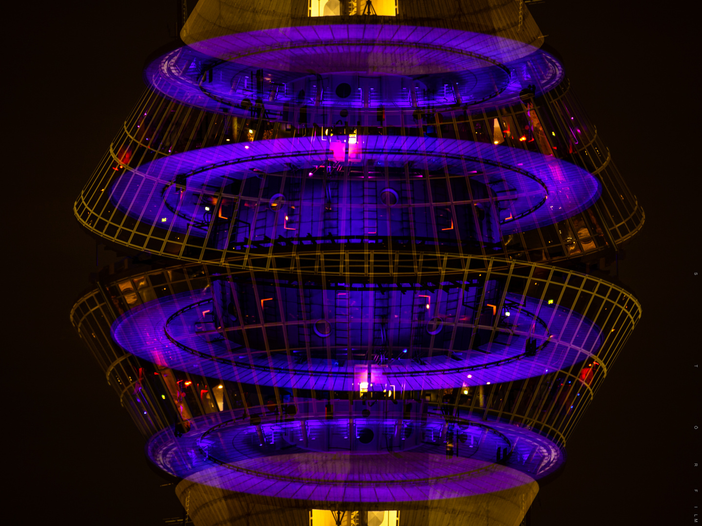 Electric Café Foto & Bild | spezial, architektur, spiegelung Bilder auf ...