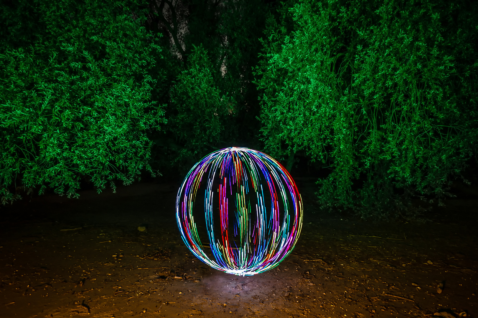 Electrical Movements in the Dark #266 - Multicolor Orb Foto & Bild ...