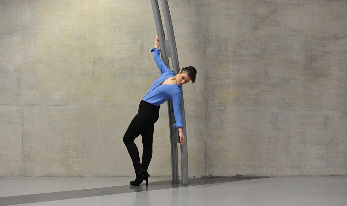 elegant pose Foto & Bild | portrait, portrait frauen, indoor Bilder auf ...