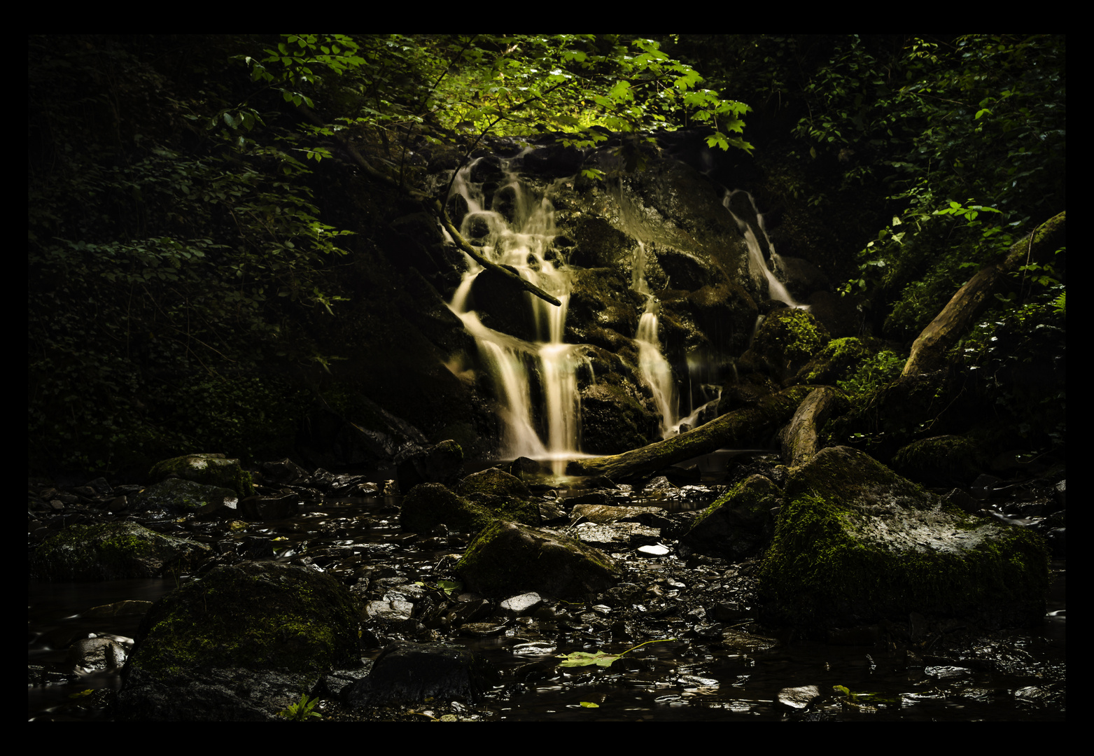 Elfengrotte Bad Bertrich Wasserfall Foto & Bild | kurort, world, wald ...