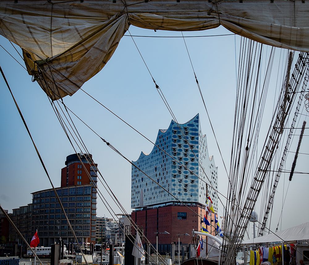 Elphi Foto & Bild | hafen, elbe, landschaft Bilder auf fotocommunity