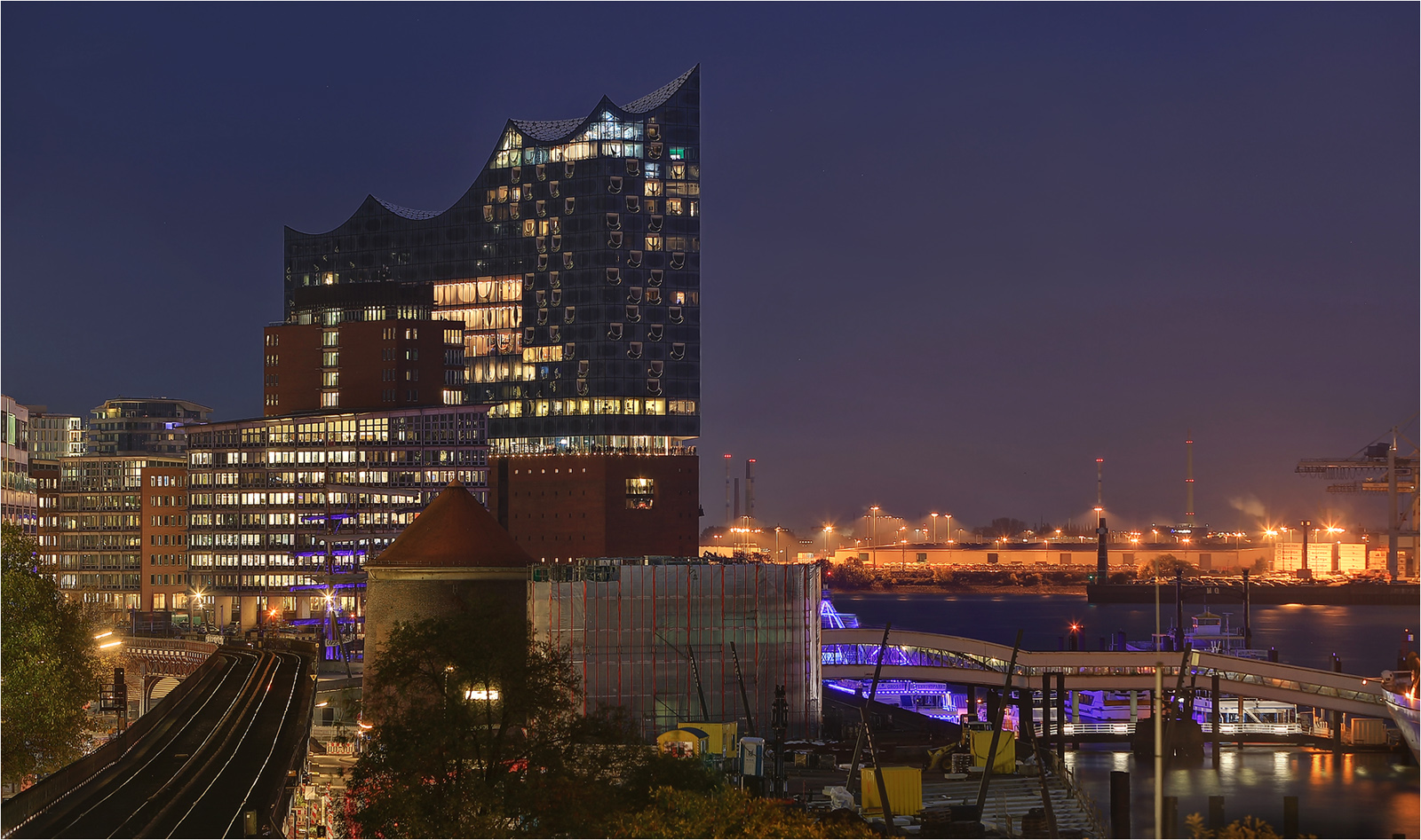 Elphi-Blick Foto & Bild | nacht, hamburg, abend Bilder auf fotocommunity