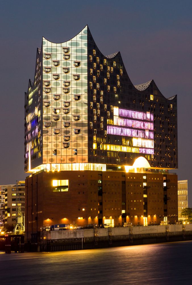 Elphi Hamburg Foto & Bild | architektur, architektur bei nacht, hamburg ...