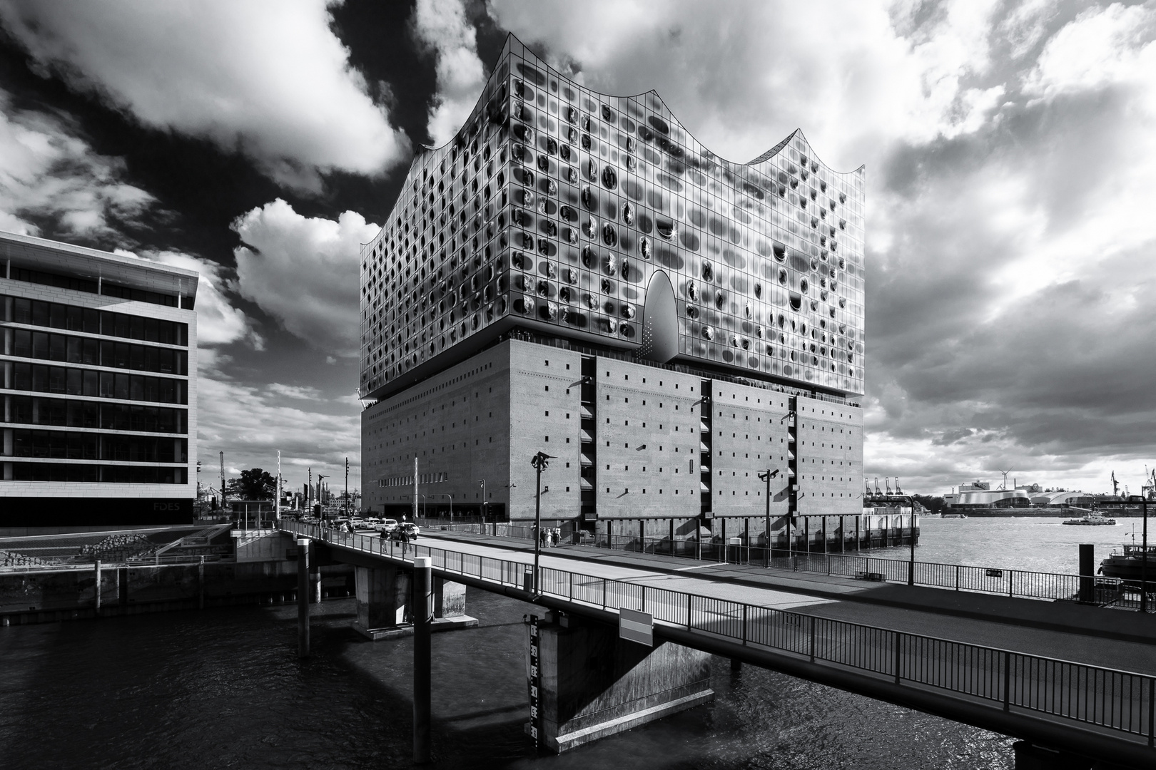 ELPHI I Foto & Bild | hamburg, hafen, stahl Bilder auf fotocommunity