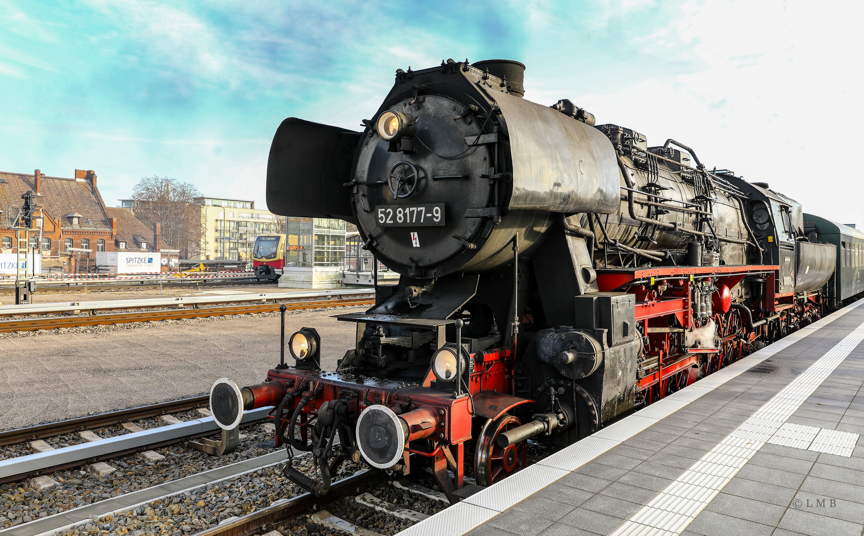 Else mit Bahnhofsgebäude Foto & Bild | world, berlin, architektur ...