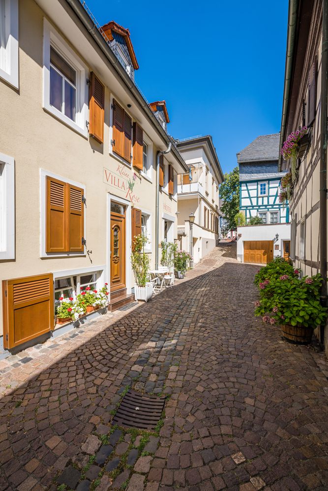 Eltville -Villa Rose 89 Foto & Bild | schloss, historisch, rhein Bilder ...