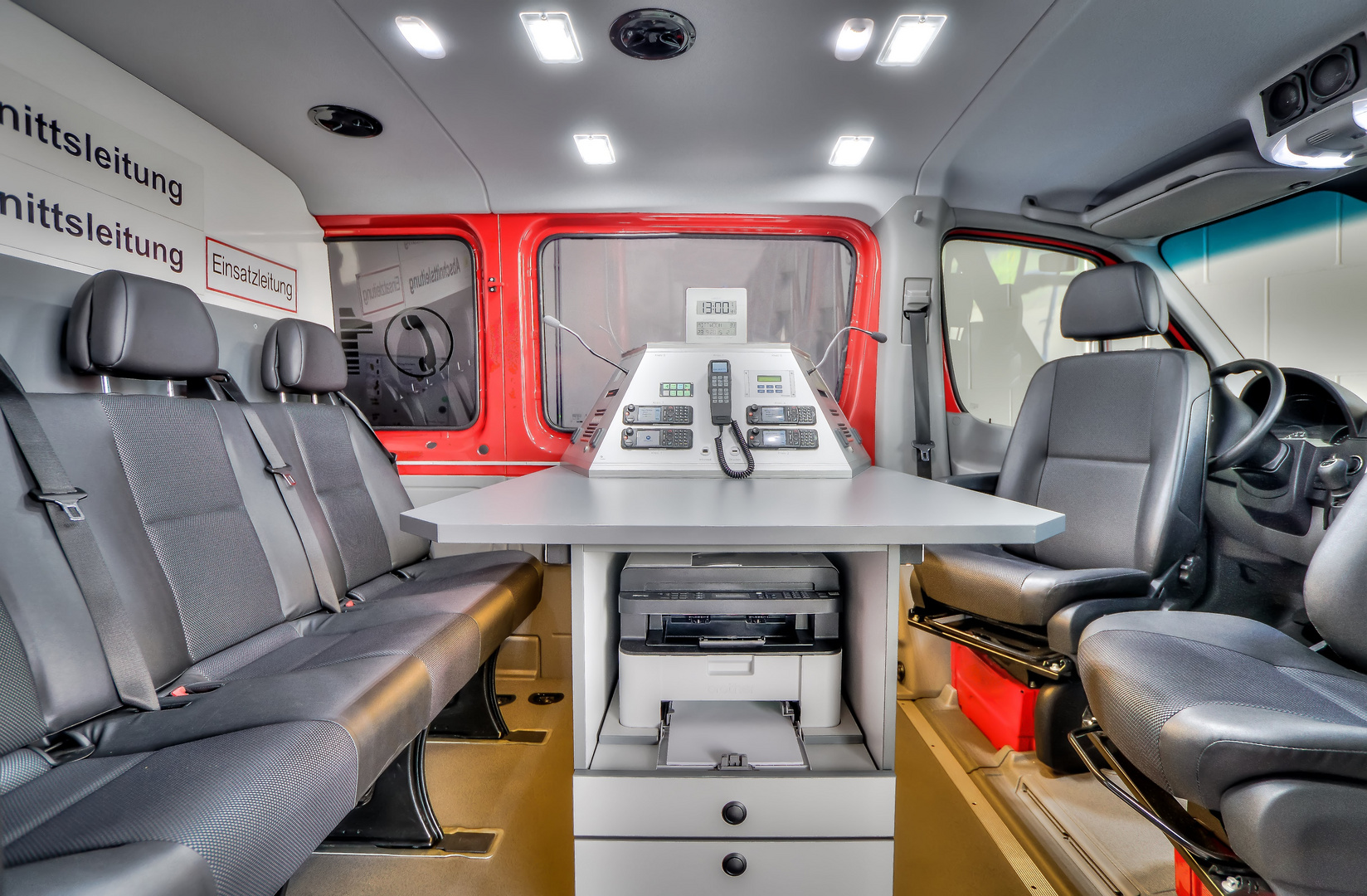 ELW Innenansicht Foto & Bild | hdr, feuerwehr, elw Bilder auf fotocommunity