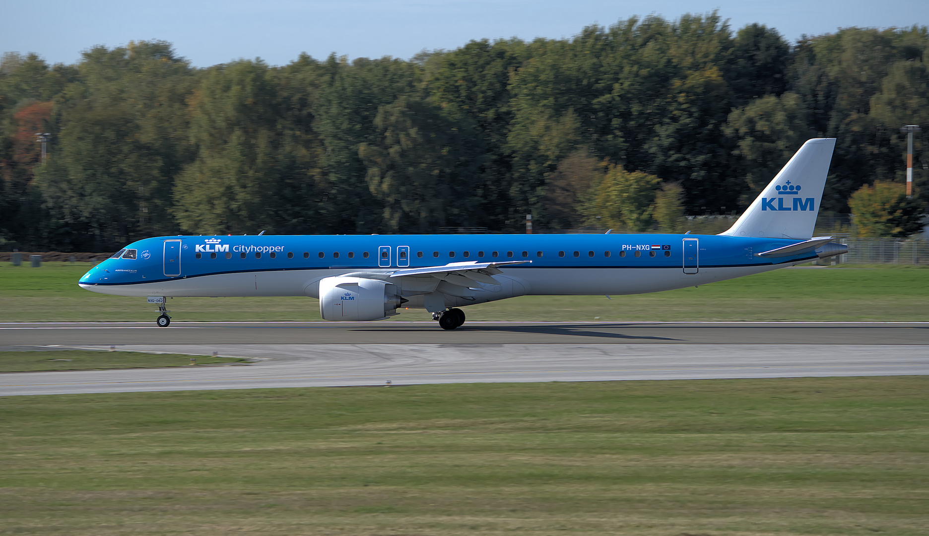 Embraer E195-E2 - KLM Foto & Bild | luftfahrt, passagiermaschinen, verkehr & fahrzeuge Bilder ...