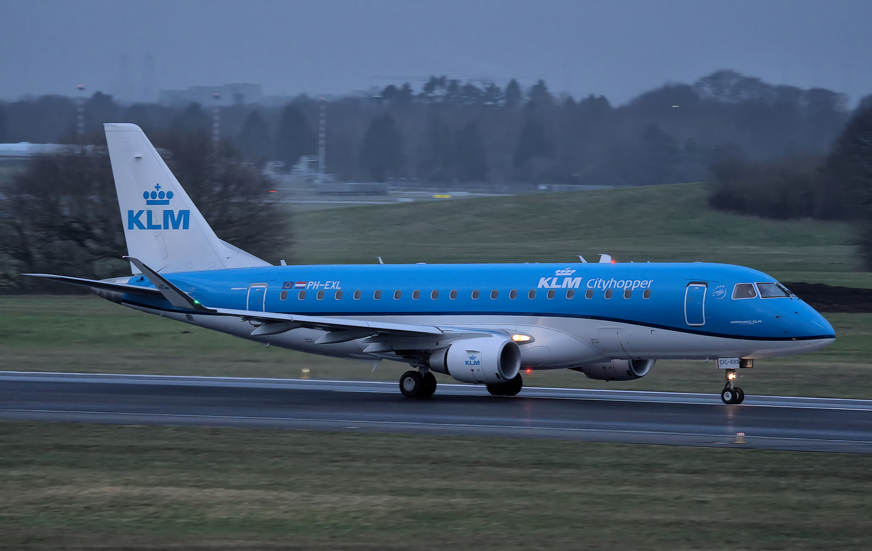 Embraer ERJ-175 Foto & Bild | luftfahrt, passagiermaschinen, verkehr ...
