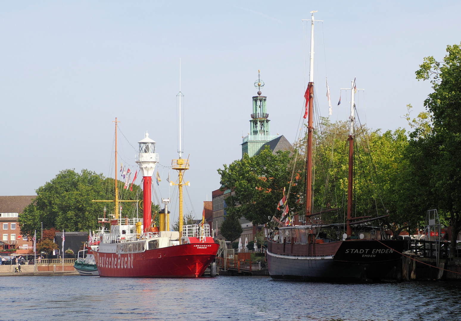 Emden Hafen … Foto & Bild | wasser, deutschland, verkehr Bilder auf ...