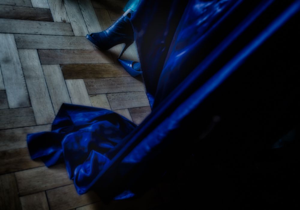 emotional blue Foto & Bild | spezial, indoor, licht Bilder auf ...