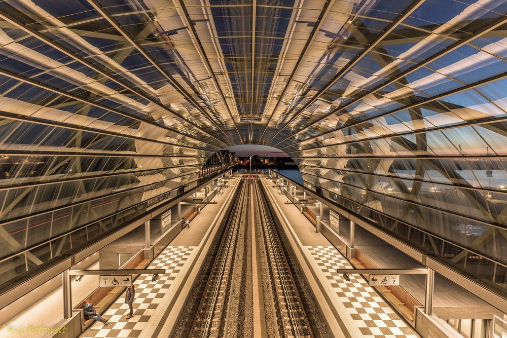 Endstation Foto & Bild | architektur, bahnhöfe & gleise, profanbauten ...