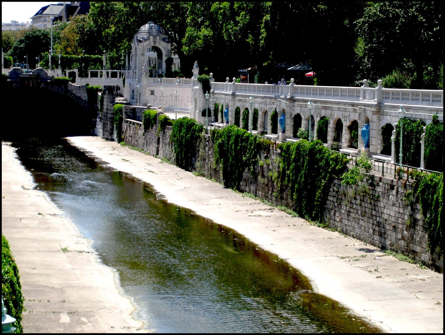 Entlang des Wienflusses Foto & Bild | fluss stadtpark wienfluß, natur ...