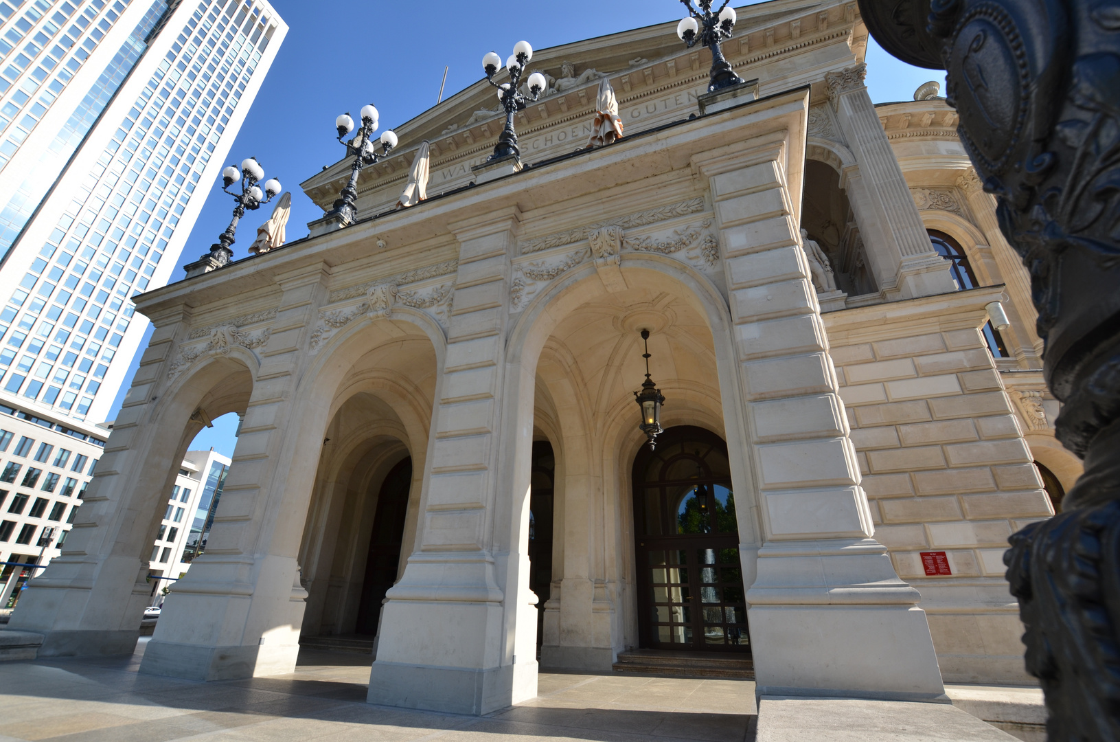 Entrance to the Old Opera House (Alte Oper) Foto & Bild | architektur ...