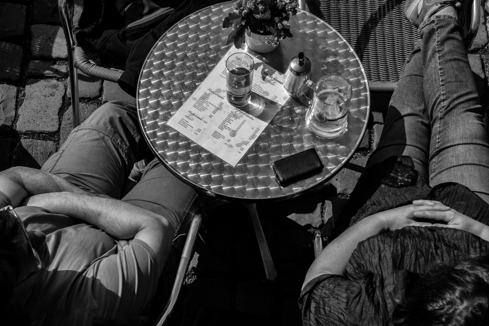 Entspannung ... Foto & Bild | streetfotografie mit menschen, kommunikation; grafik; szenen ...