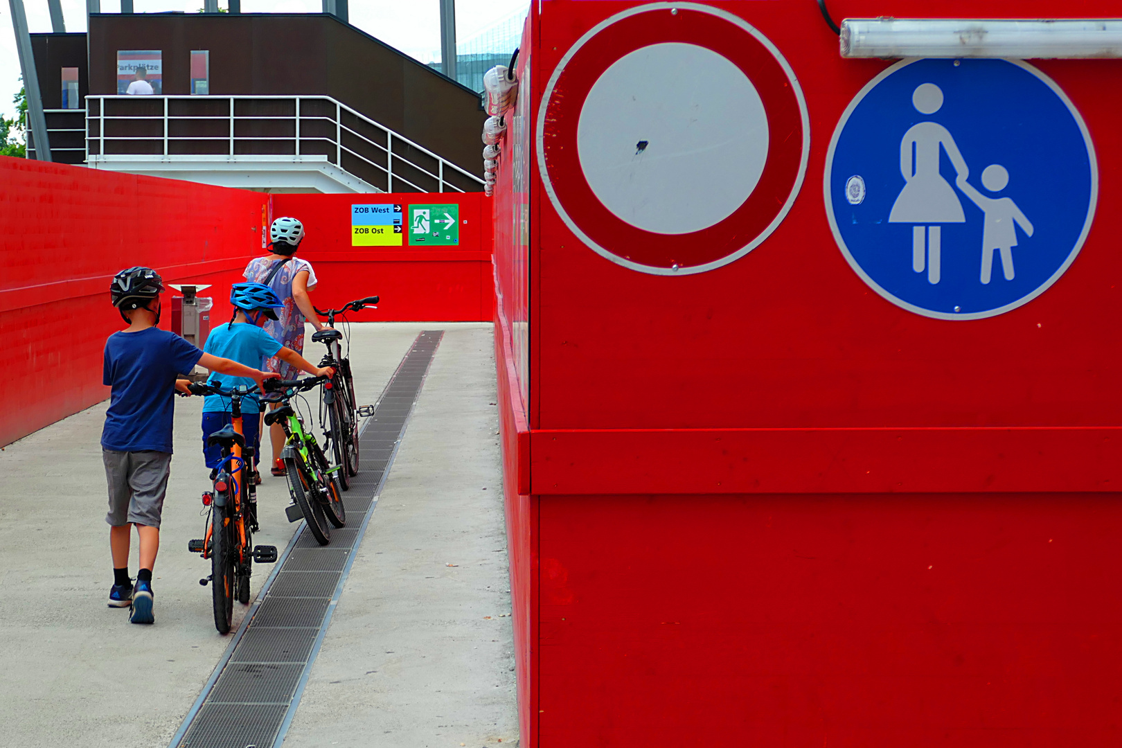 entsprechend der Vorschrift Foto & Bild | architektur, reportage ...