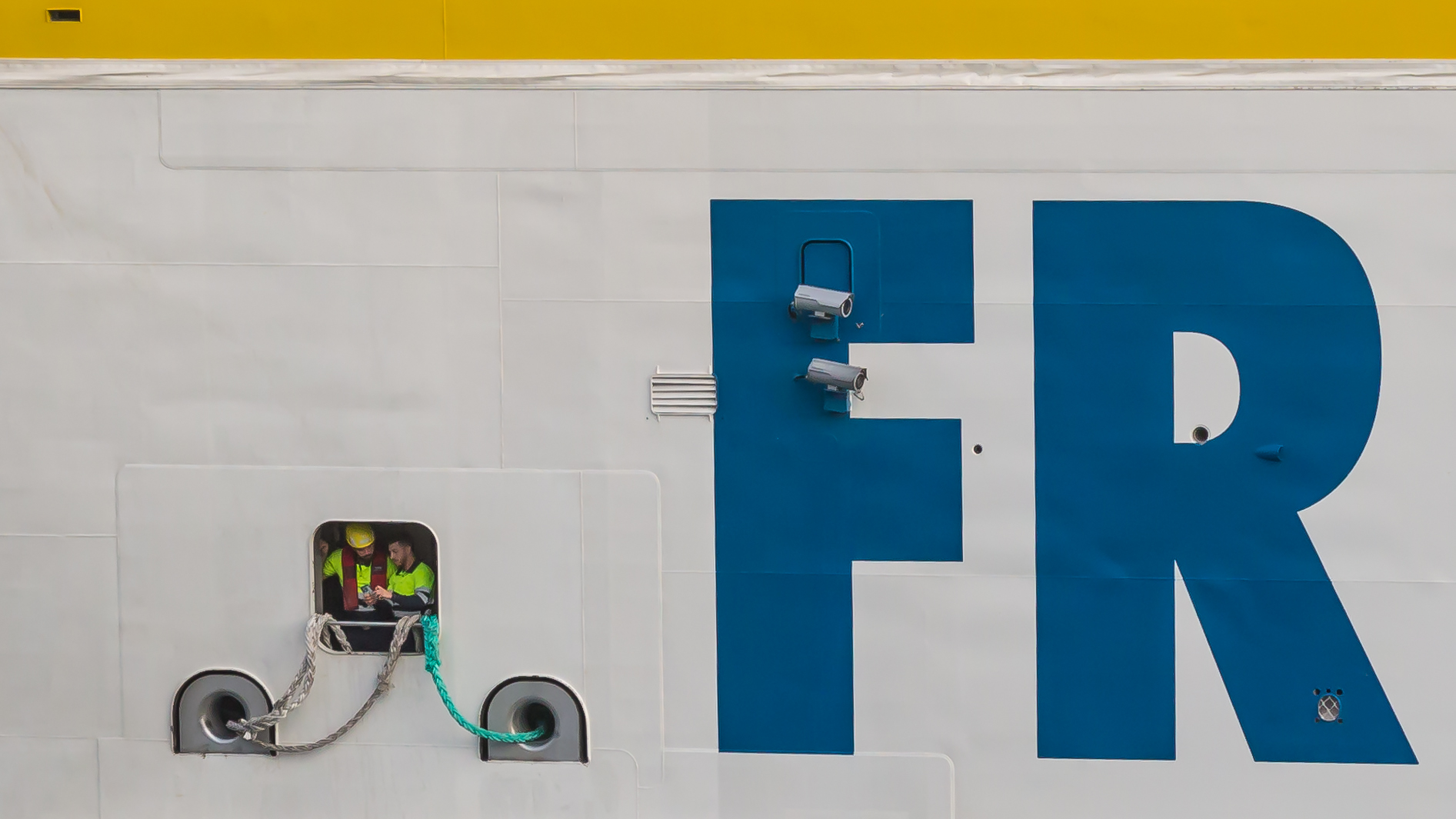 "Er schreibt: Wir sollen endlich das Handy aus der Hand legen..." Foto ...