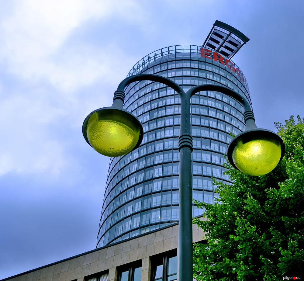 ERGO Foto & Bild | architektur, hochhäuser, profanbauten Bilder auf ...