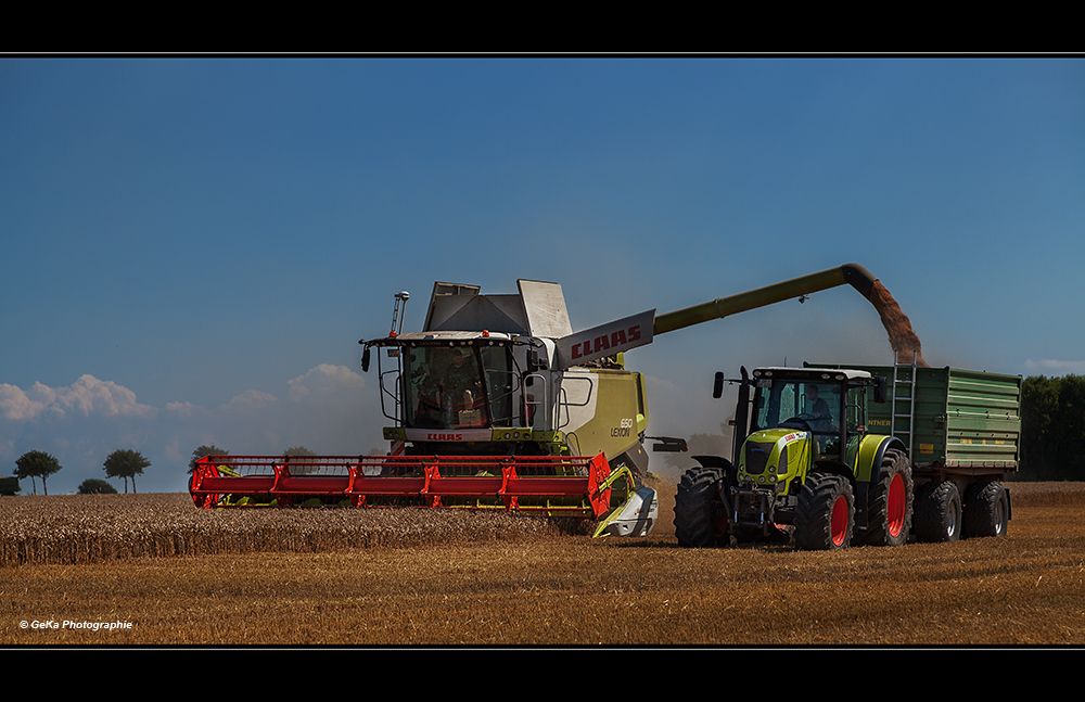 Erntezeit Foto & Bild | landwirtschaft, traktor, ernte Bilder auf ...