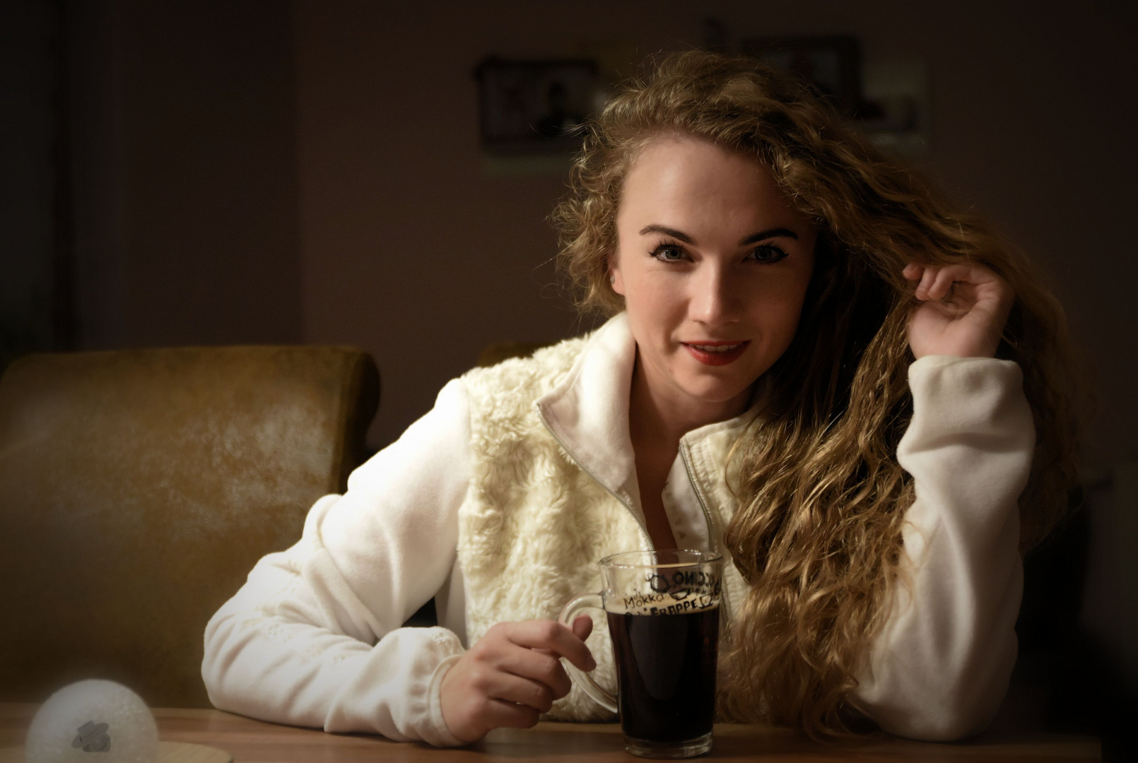 erst mal einen Kaffee... Foto & Bild | erwachsene menschen, portrait ...