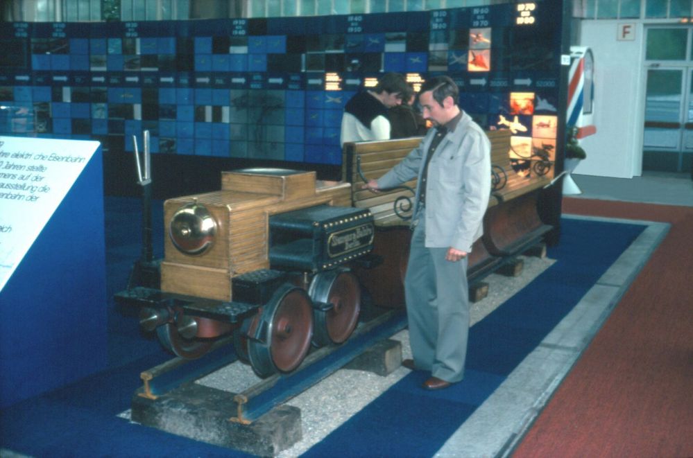 Erste Ellok der Welt (IVA in Hamburg) Foto & Bild | museum, eisenbahn ... Erste Ellok der Welt (IVA in Hamburg) Foto & Bild | museum, eisenbahn ...