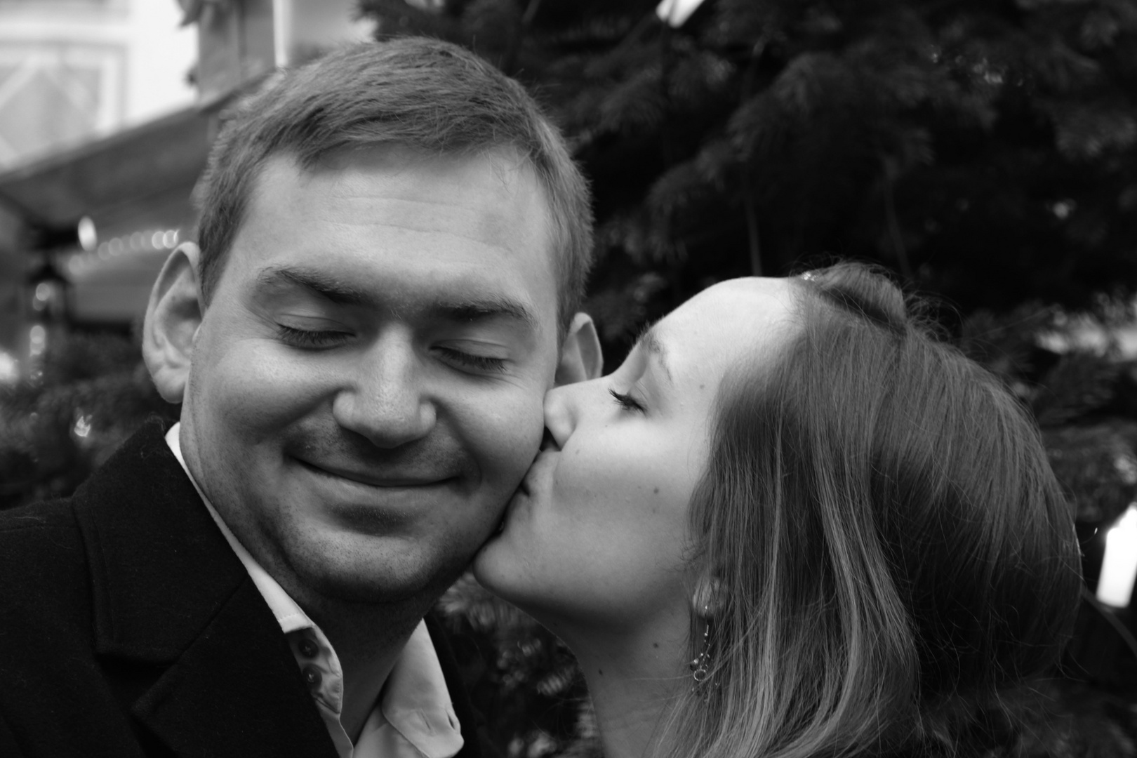 ...es begann mit einem Kuss... Foto & Bild | erwachsene, paare, mehrere menschen Bilder auf ...