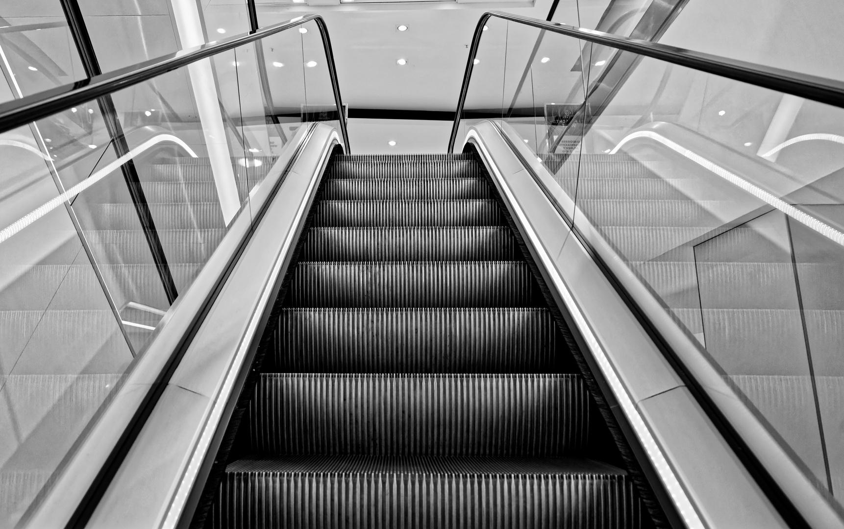 escalator Foto & Bild | deutschland, europe, hamburg Bilder auf ...