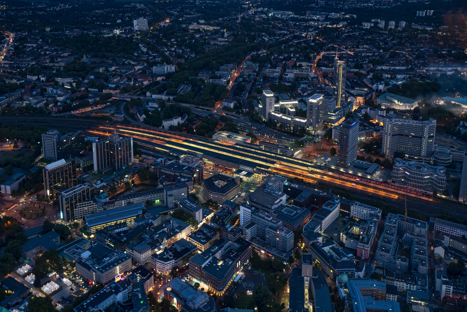 Essen, Innenstadt Foto & Bild | architektur, architektur bei nacht ...