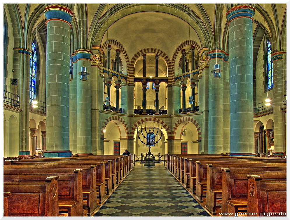 Essener Dom, Westseite Foto & Bild | architektur, sakralbauten, innenansichten kirchen Bilder ...