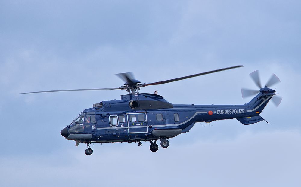 Eurocopter AS 332L Super Puma Foto & Bild | luftfahrt, hubschrauber, verkehr & fahrzeuge Bilder ...