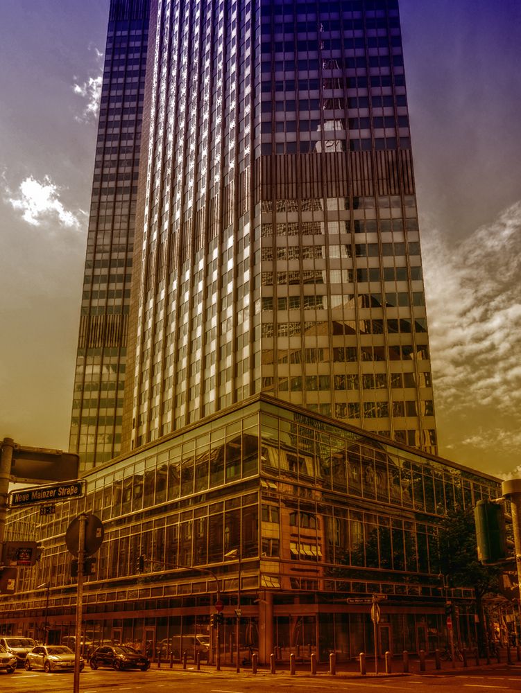 Eurotower Foto & Bild | architektur, deutschland, europe Bilder auf ...
