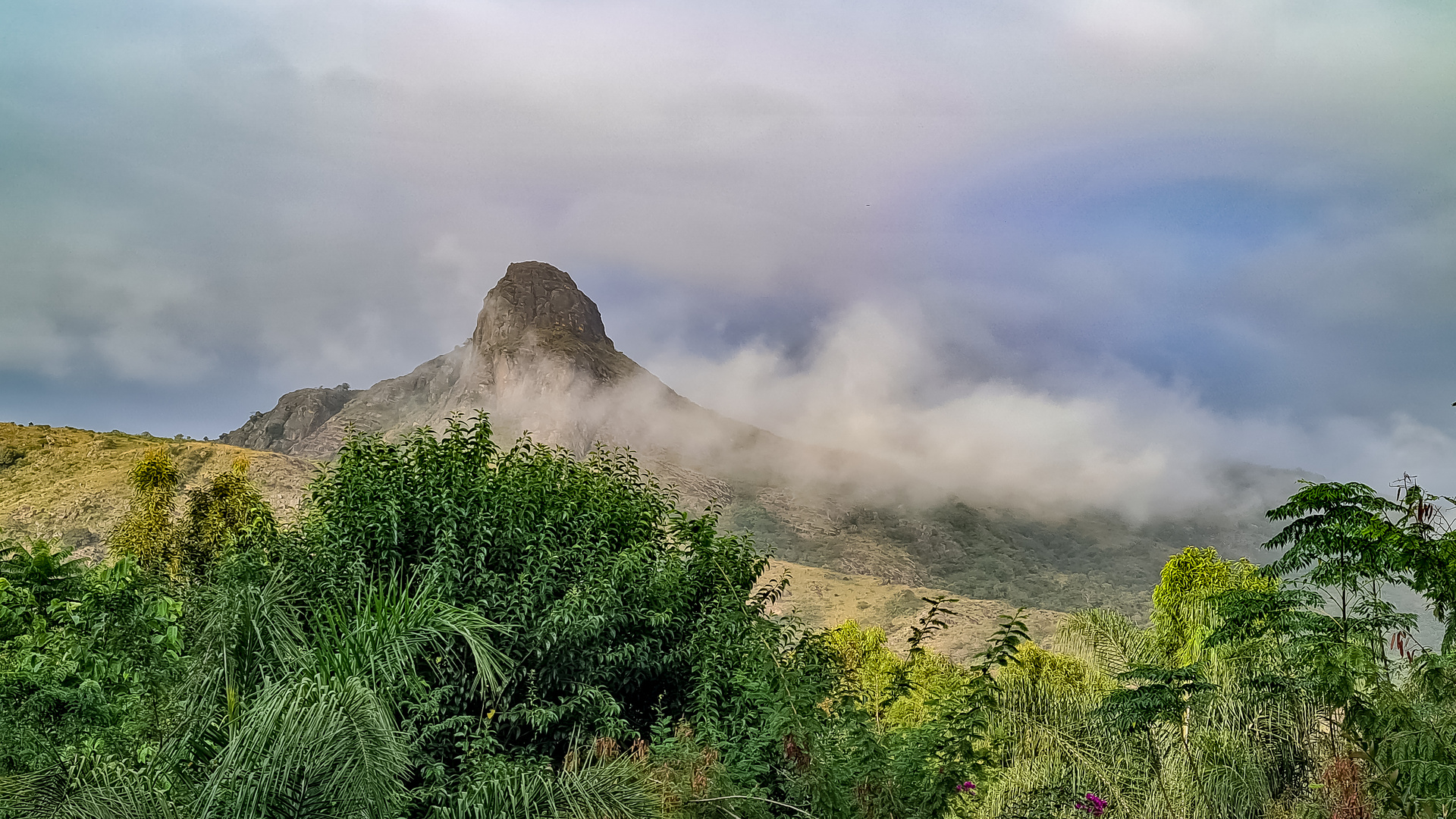 Execution Rock Foto & Bild | blue, outdoor, blau Bilder auf fotocommunity