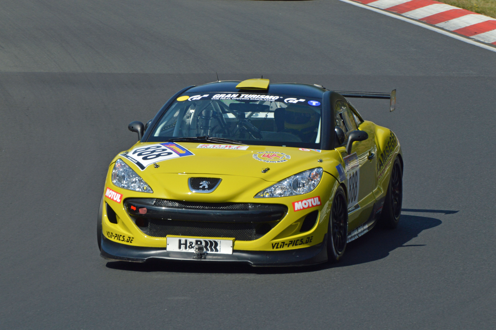 Exot im Feld Foto & Bild | sport, motorsport, motive Bilder auf ...