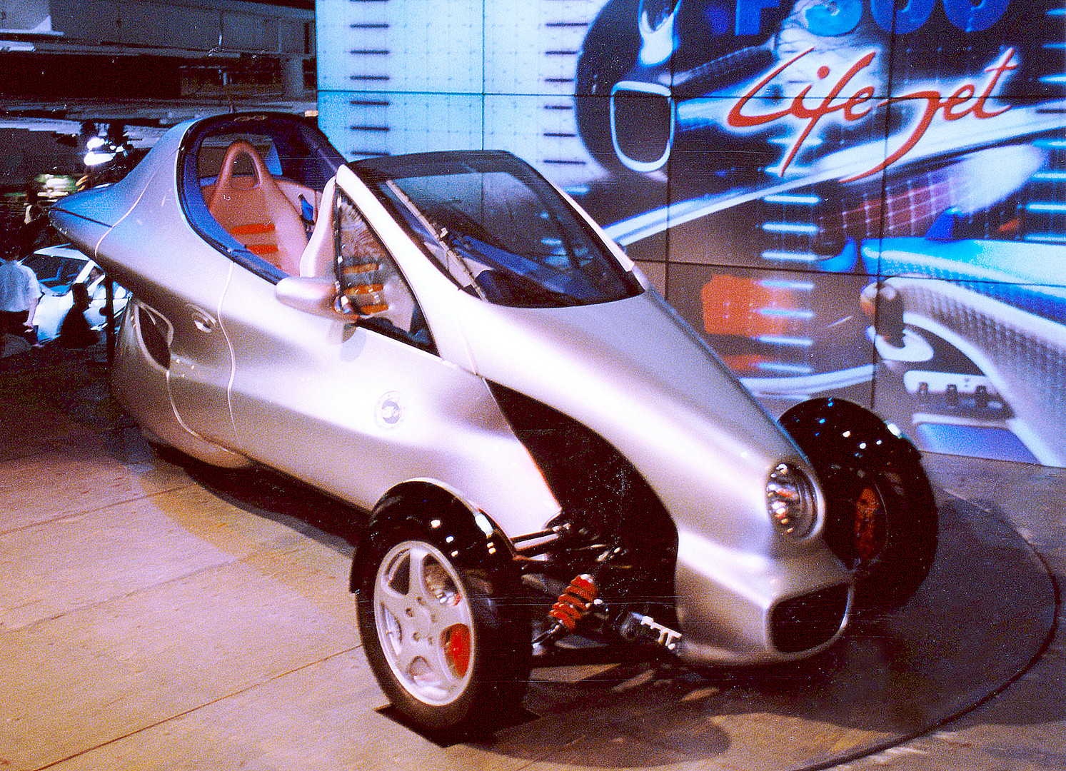 F 300 Life Jet, dreirädriges Mercedes-Forschungsfahrzeug Foto & Bild ...