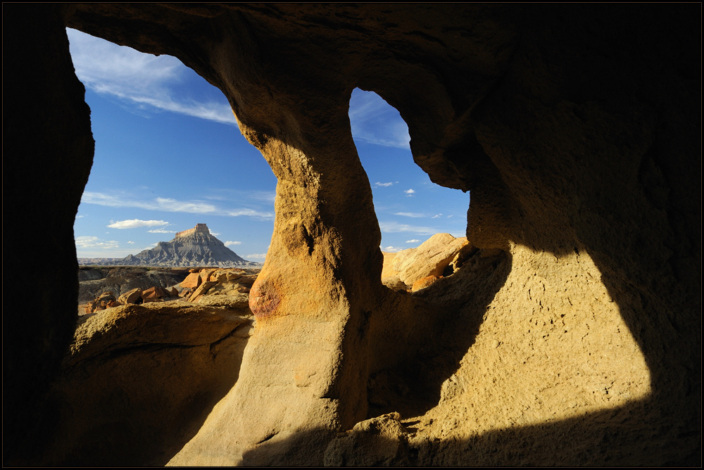 * Factory Butte Arch II* Foto & Bild | north america, united states ...