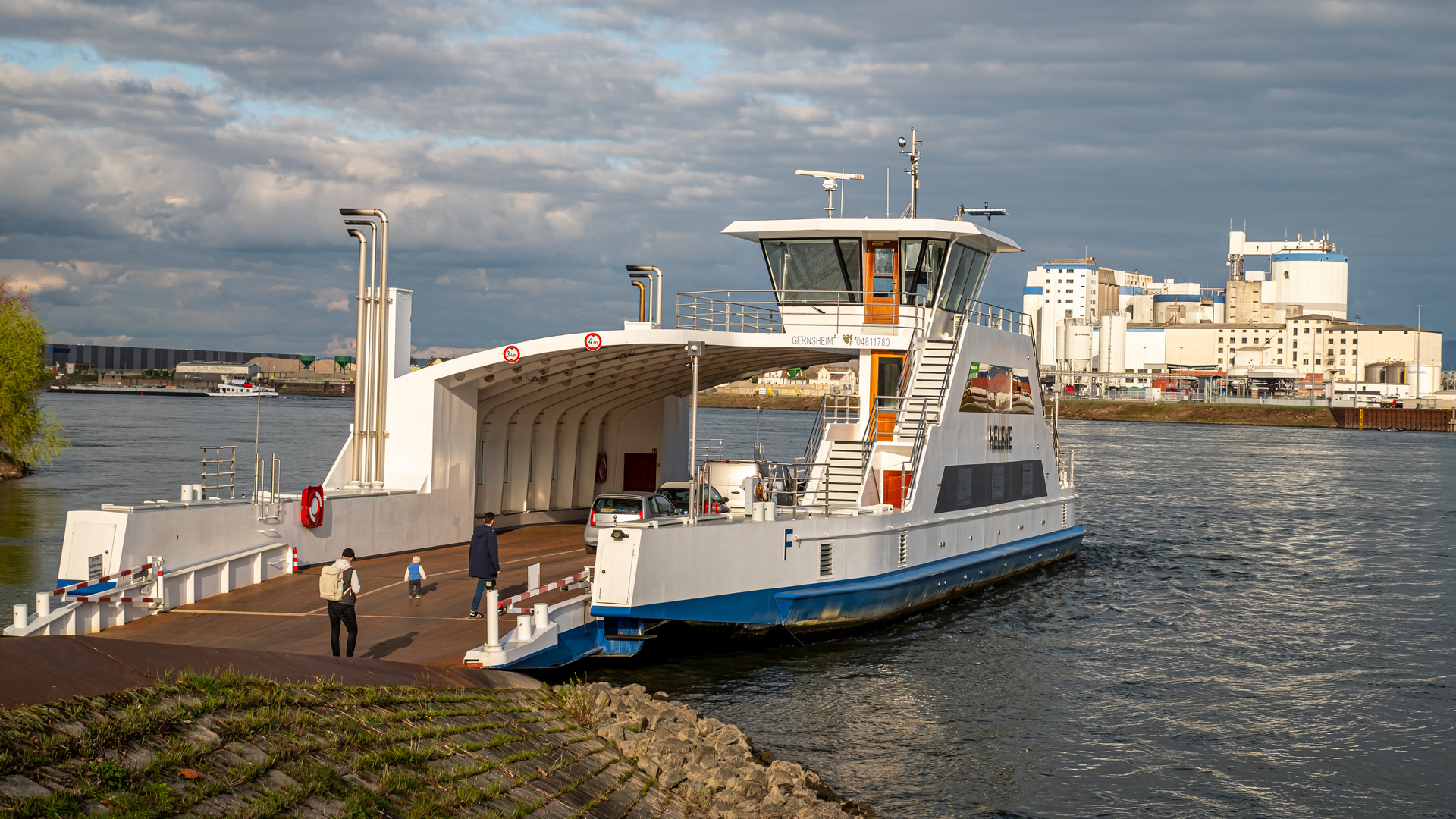 Fähre Gernsheim Foto & Bild | industrie und technik, landschaft ...