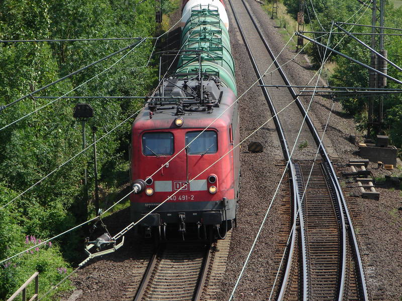 Fahrender Zug Foto & Bild | züge, eisenbahn, verkehr & fahrzeuge Bilder ...