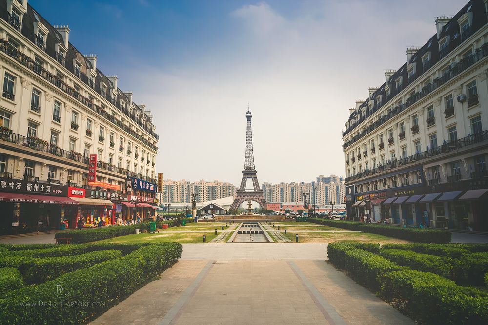 Fake Paris in China Foto & Bild | architektur, china, paris Bilder auf ...