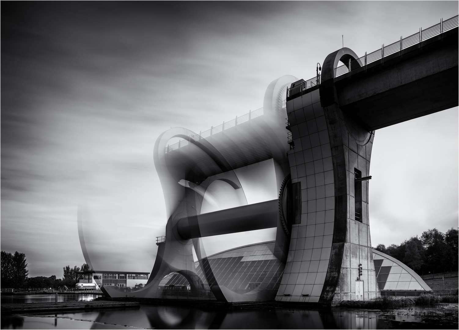 Falkirk Wheel in action Foto & Bild | spezial, dokumentation, wasser ...