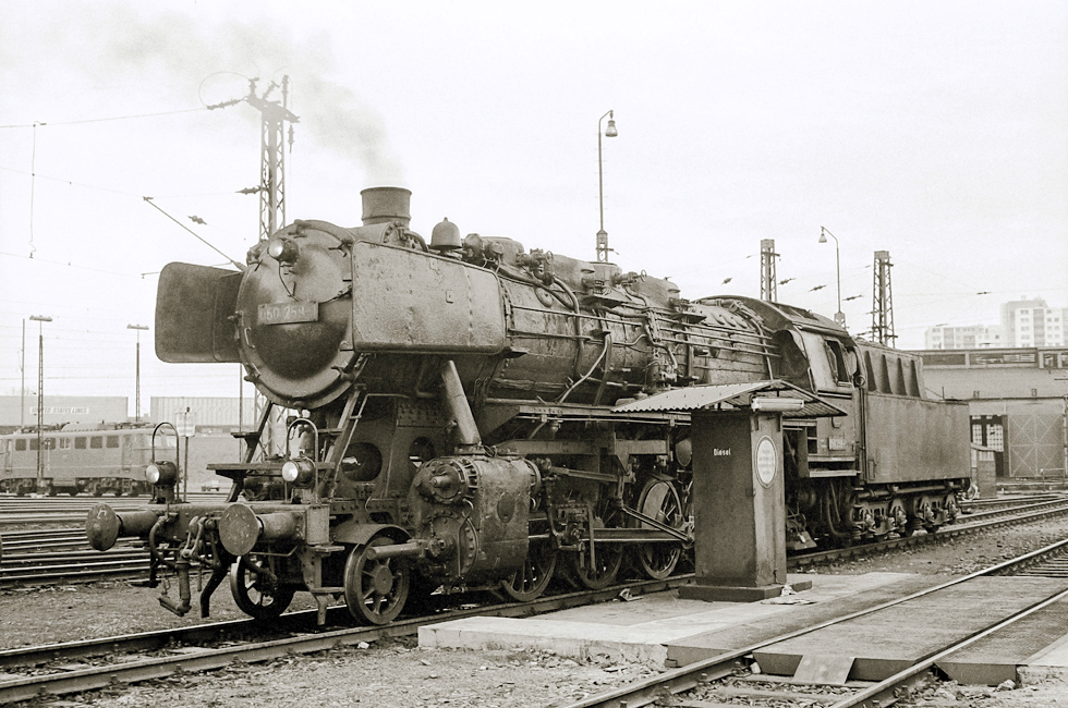 Falsch geparkt! Foto & Bild | historische eisenbahnen, db 1949 - 1993, eisenbahn Bilder auf ...
