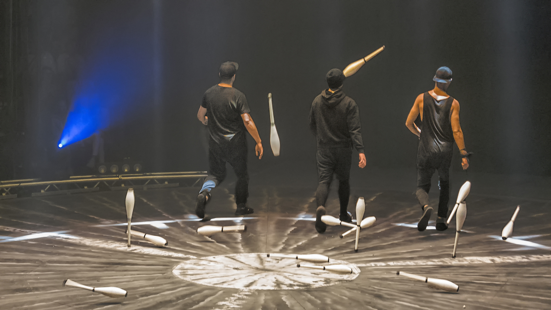 Farblos (47) Foto & Bild | dokumentation, circus, zirkus Bilder auf ...